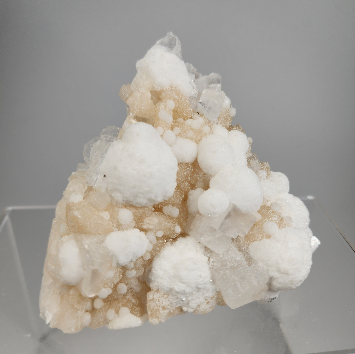 Apophyllite with Stilbite and Gyrolite from Nasik, Maharashtra, India ...